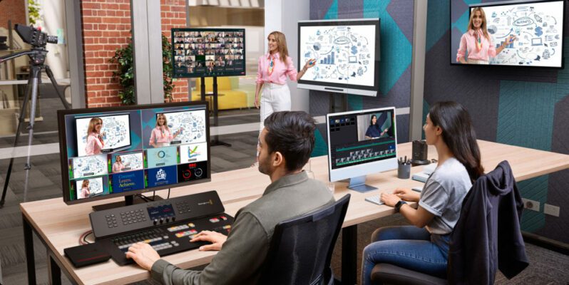 Canon CR-N700 PTZ 4-Camera Streaming Kit (Pro 4K Kit)